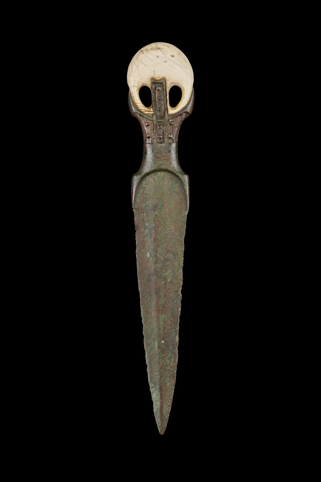 ANCIENT EGYPTIAN BRONZE DAGGER