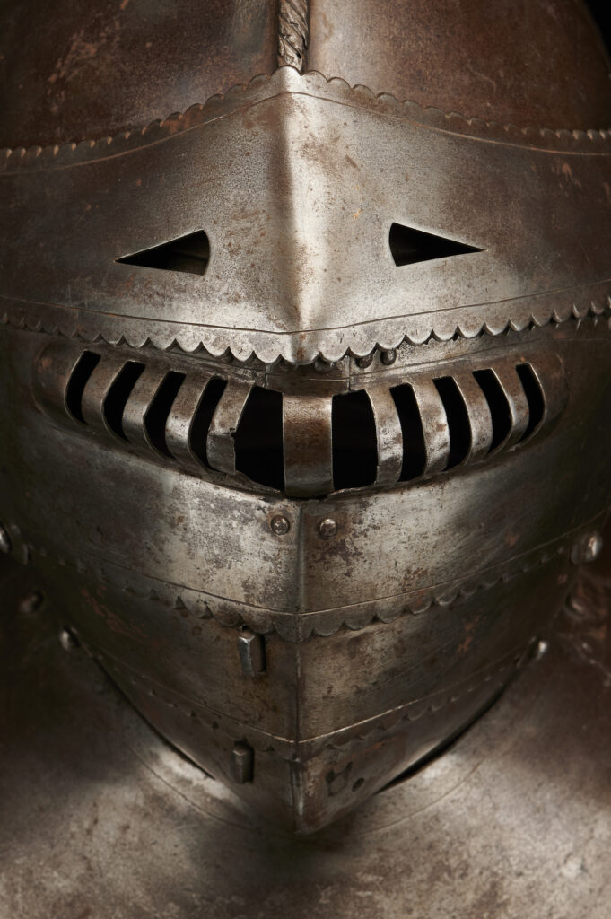 ITALIAN CLOSE HELMET, 17TH CENTURY
