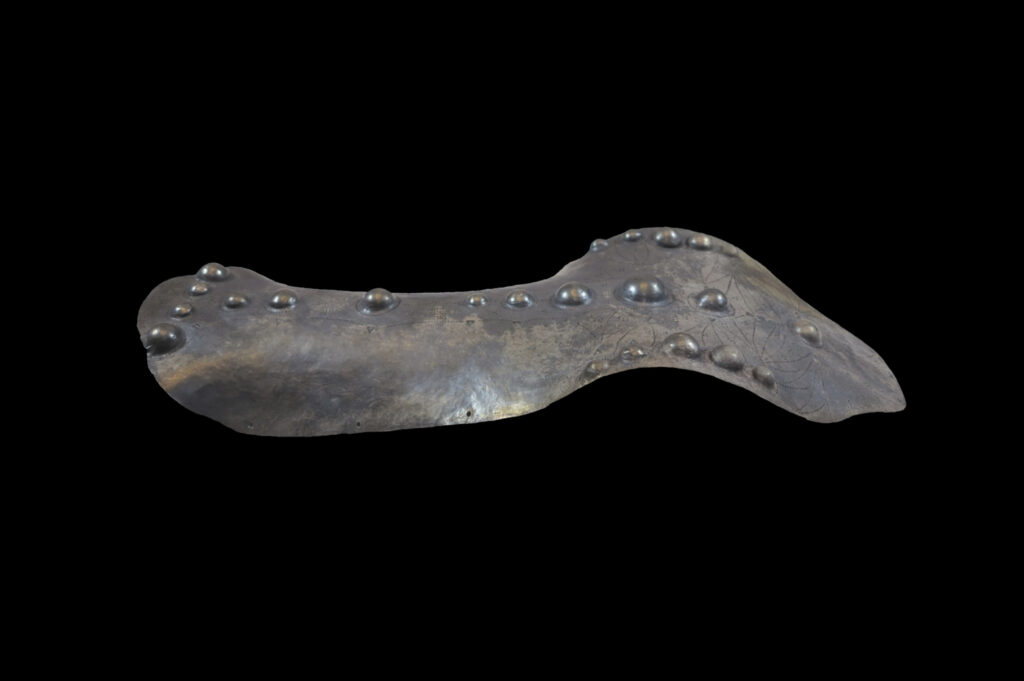 A VIKING SILVER CHAMFRON, 9TH – 10TH CENTURY - Karabela-Arms