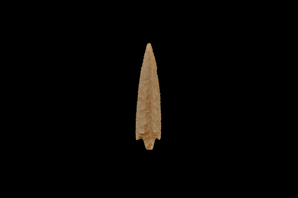 a-collection-of-7-ancient-egyptian-arrowheads-from-naqada-ii-till-1000-b-c