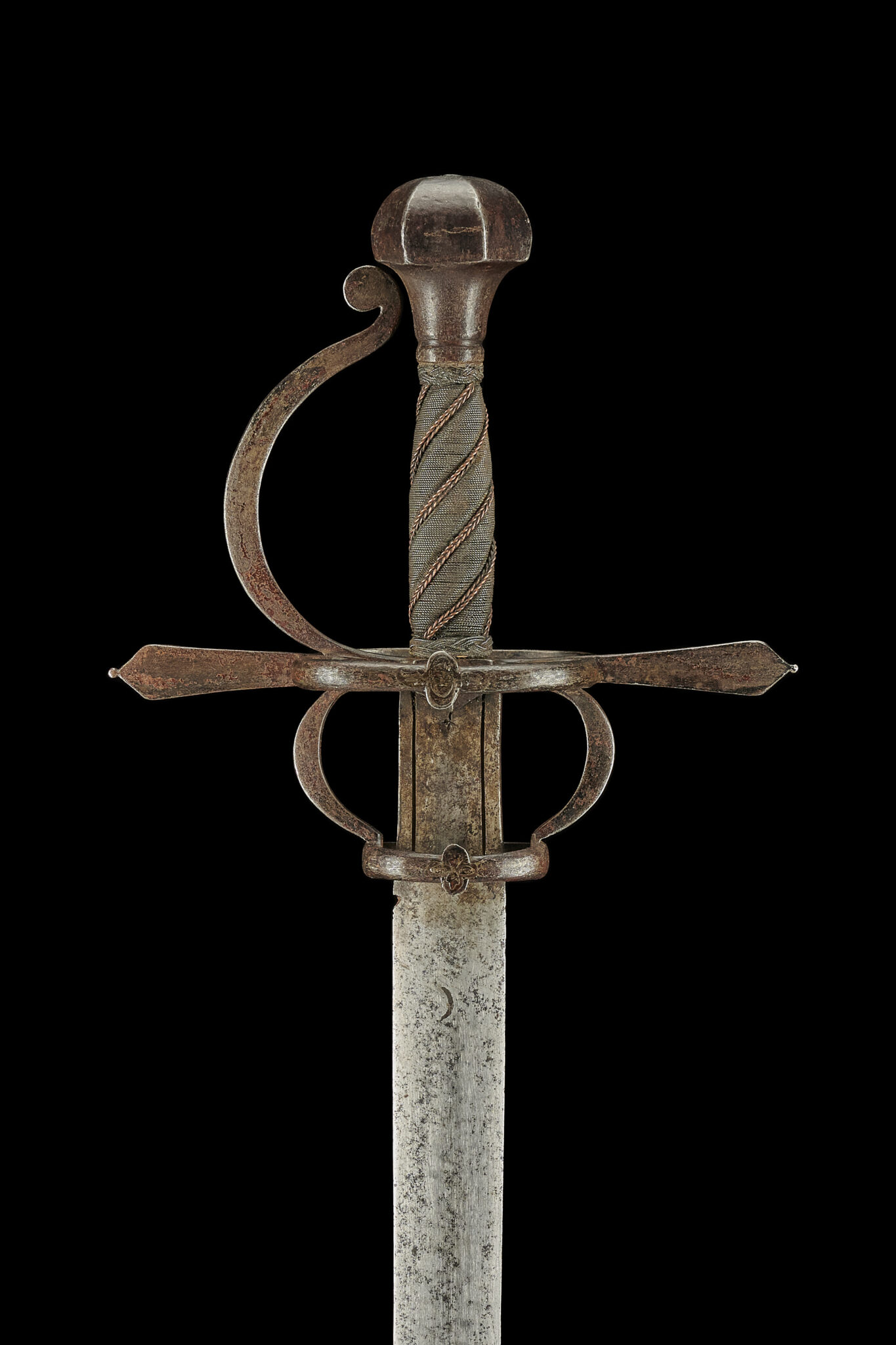 A GERMAN (SAXON) RAPIER, EARLY 17TH CENTURY - Karabela-Arms