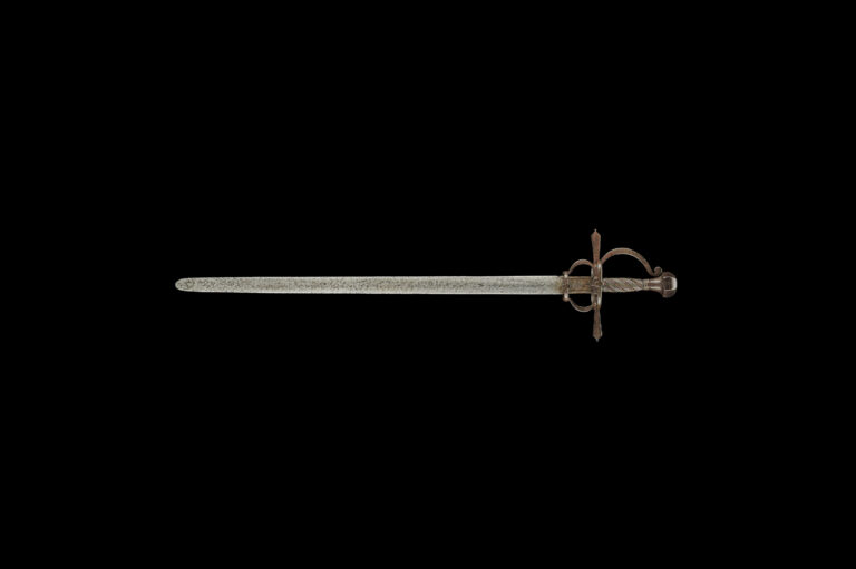 A GERMAN (SAXON) RAPIER, EARLY 17TH CENTURY - Karabela-Arms